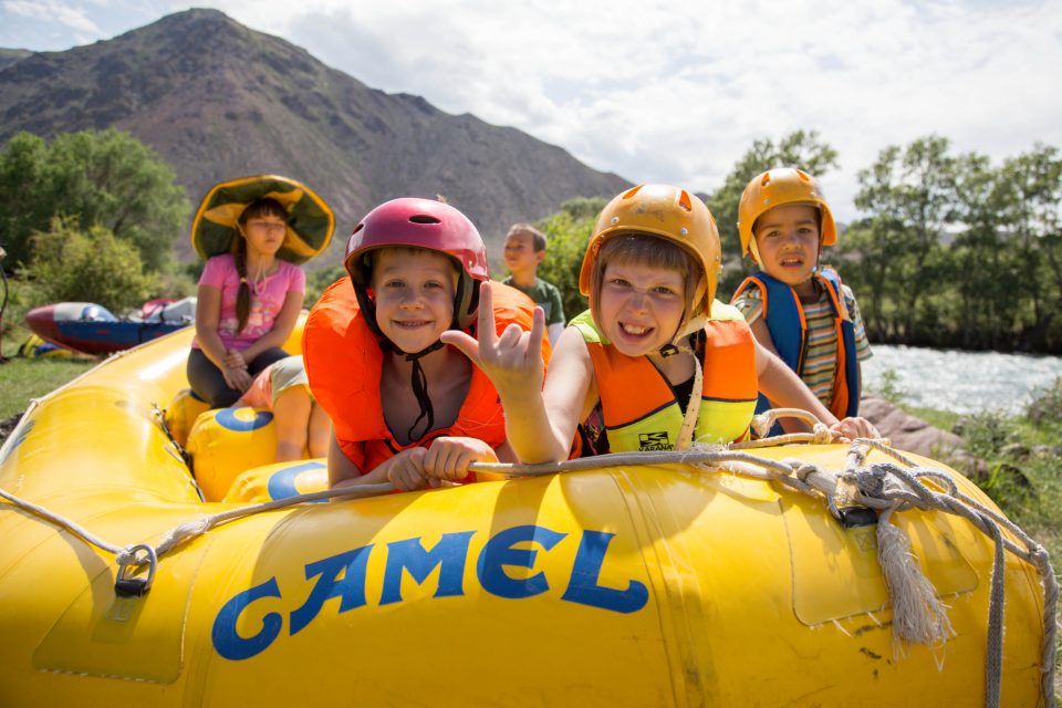 Minimum Age To Go White Water Rafting (Plus Tips For Safety Rafting ...
