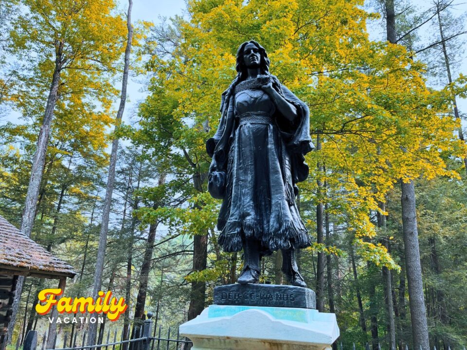 Mary Jemison Statue At Letchworth State Park (and Council Grounds ...