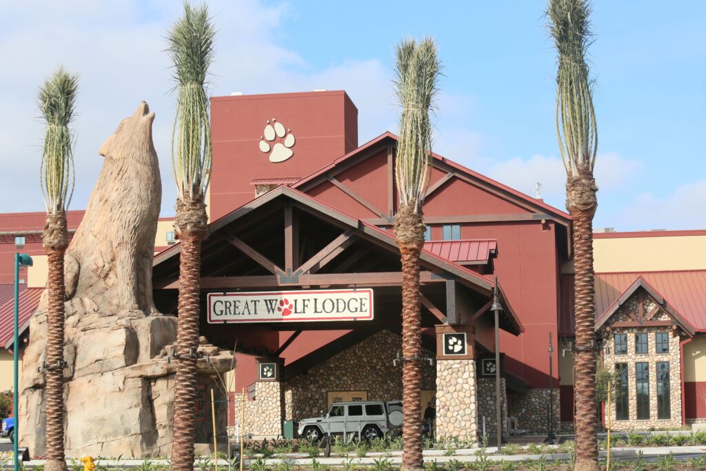 11 Great Wolf Lodge Resorts That Lead The Pack - FamilyVacation.com