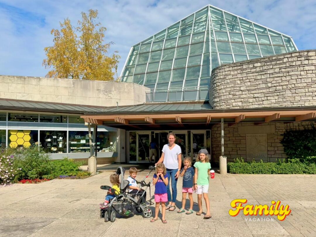 A Visit To The Butterfly Conservatory At Niagara Falls - FamilyVacation.com